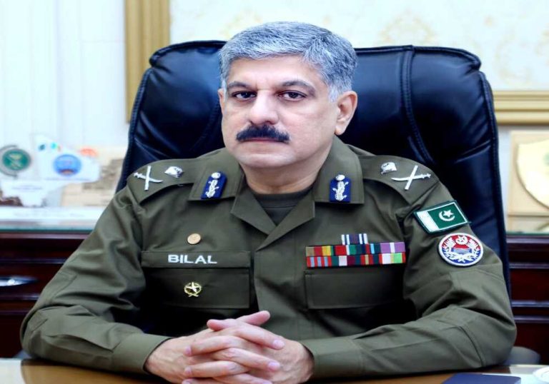 CCPO Lahore visits PS South Cantt