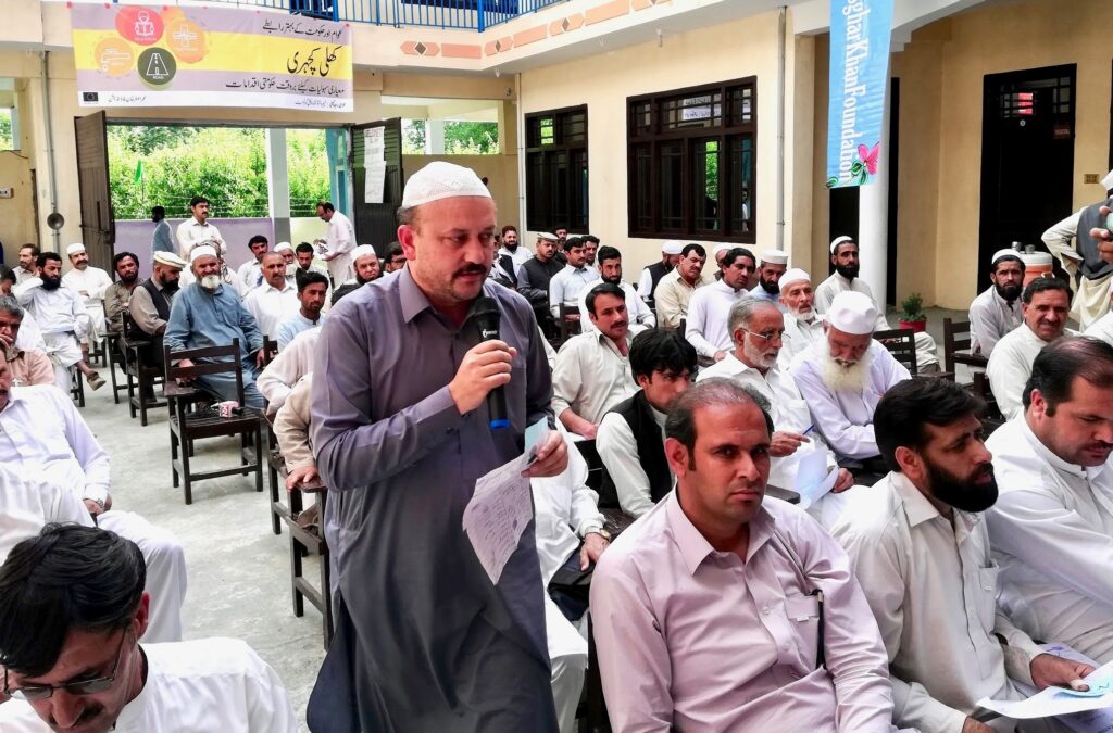 DC holds Khuli Kutchery to address rural community issues
