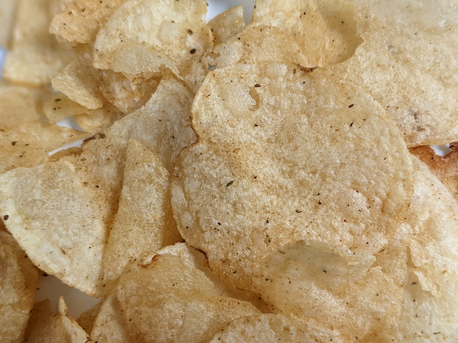 700 kg substandard chips, over 100 kg rotten edible items discarded