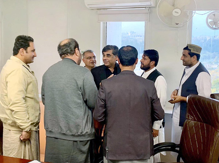 Caretaker Federal Minister of Commerce and Industry, Dr. Gohar Ejaz ...