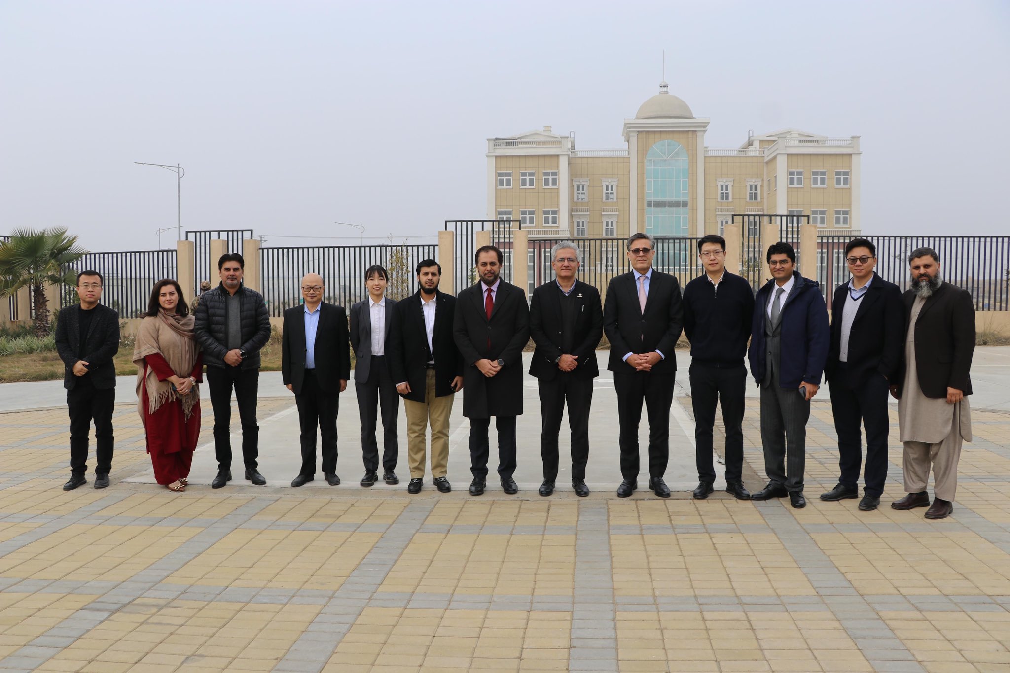 Pakistan's Ambassador to China visits Rashakai SEZ