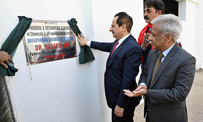 Caretaker Federal Minister for Health Dr Nadeem Jan along with Chief ...