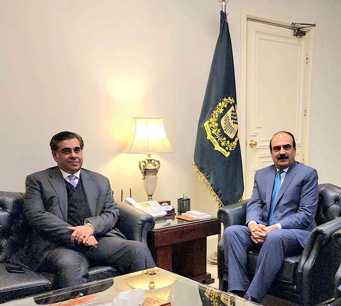 Federal Minister for Interior Dr. Gohar Ejaz chairing a briefing at ...