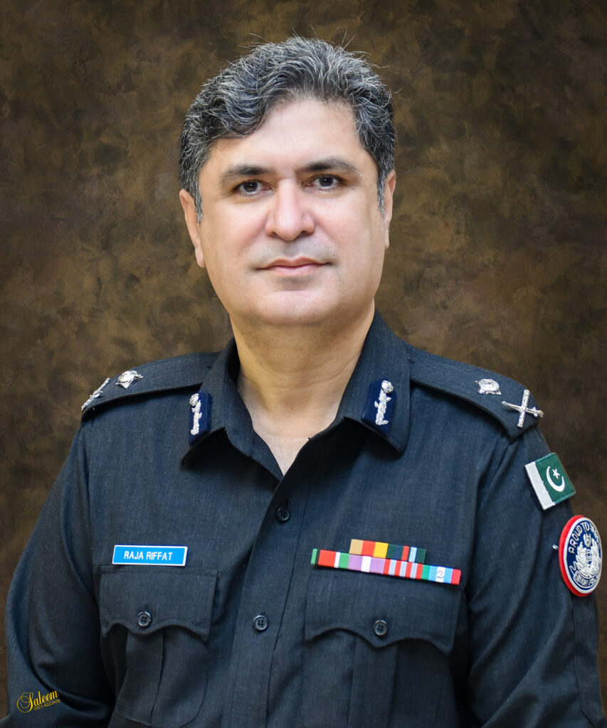 Sindh Police holds meeting to address rain emergency, ensuring public ...