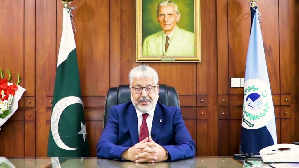 HEC Chairman lays foundation stone of central library at SABS