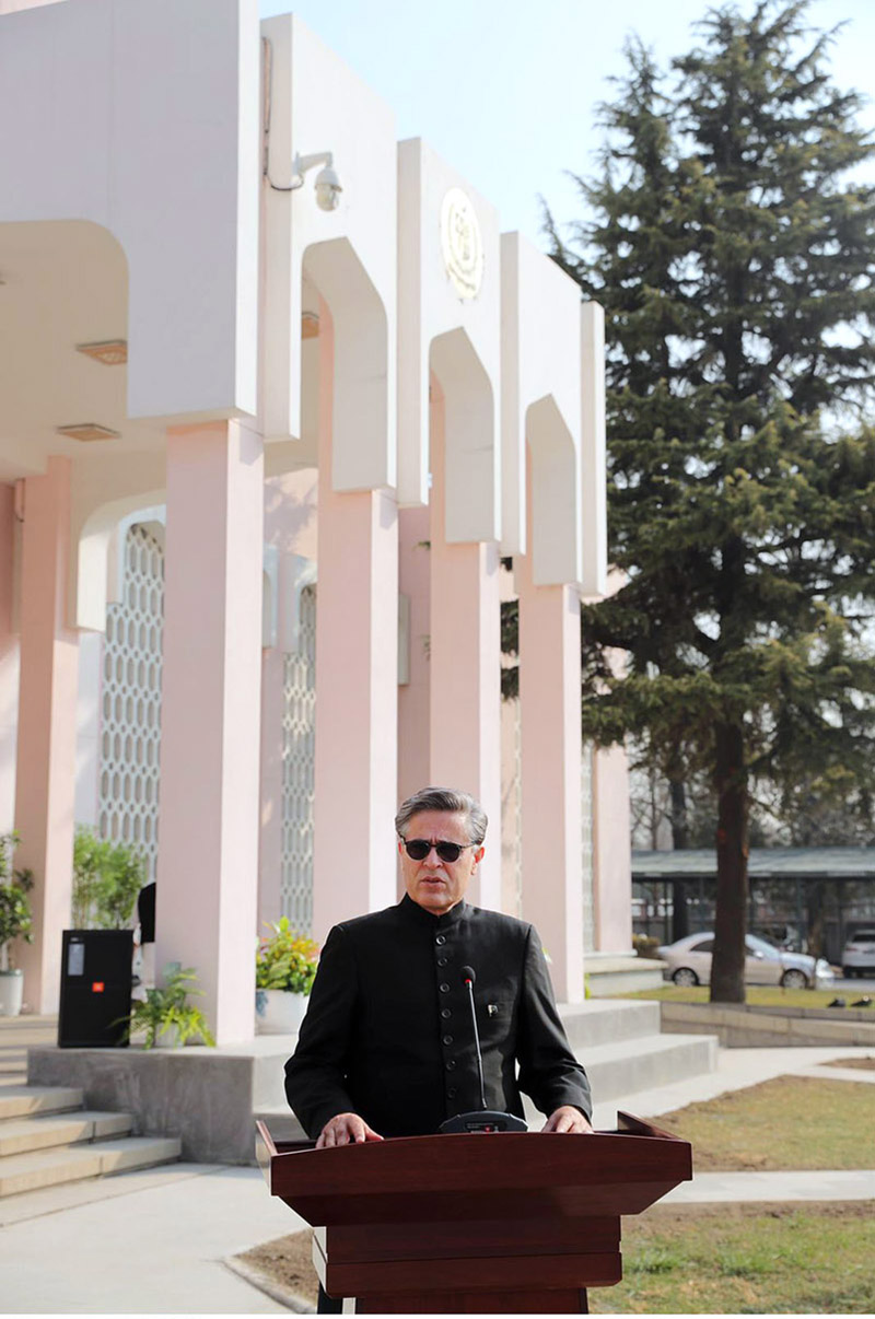 Ambassador of Pakistan to China, Khalil Hashmi raising the Pakistan ...