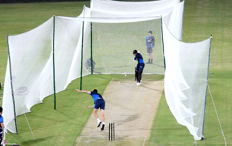 New Zealand Cricket Team players attending practice session at Pindi ...