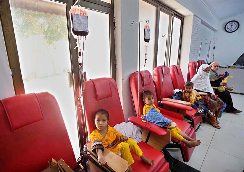 Blood transfusions being carried out in Thalassemia affected children ...
