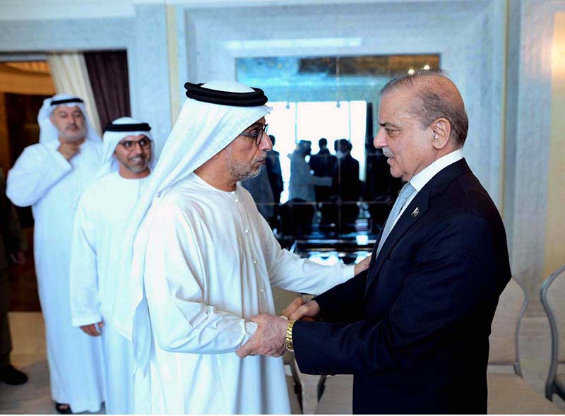 Director General Abu Dhabi Fund for Development Mohammed Saif Al Suwaidi calls on Prime Minister ...