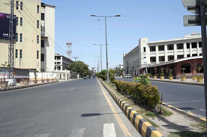 A deserted view of GPO Chowk, Mall Road due to Eid-ul-Adha holidays