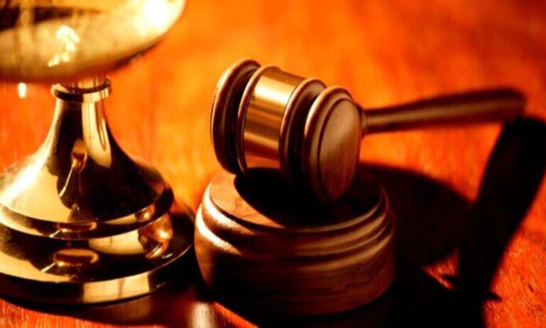 Lower court issues arrest warrants against Shoaib Shaheen, Ali Bokhari ...