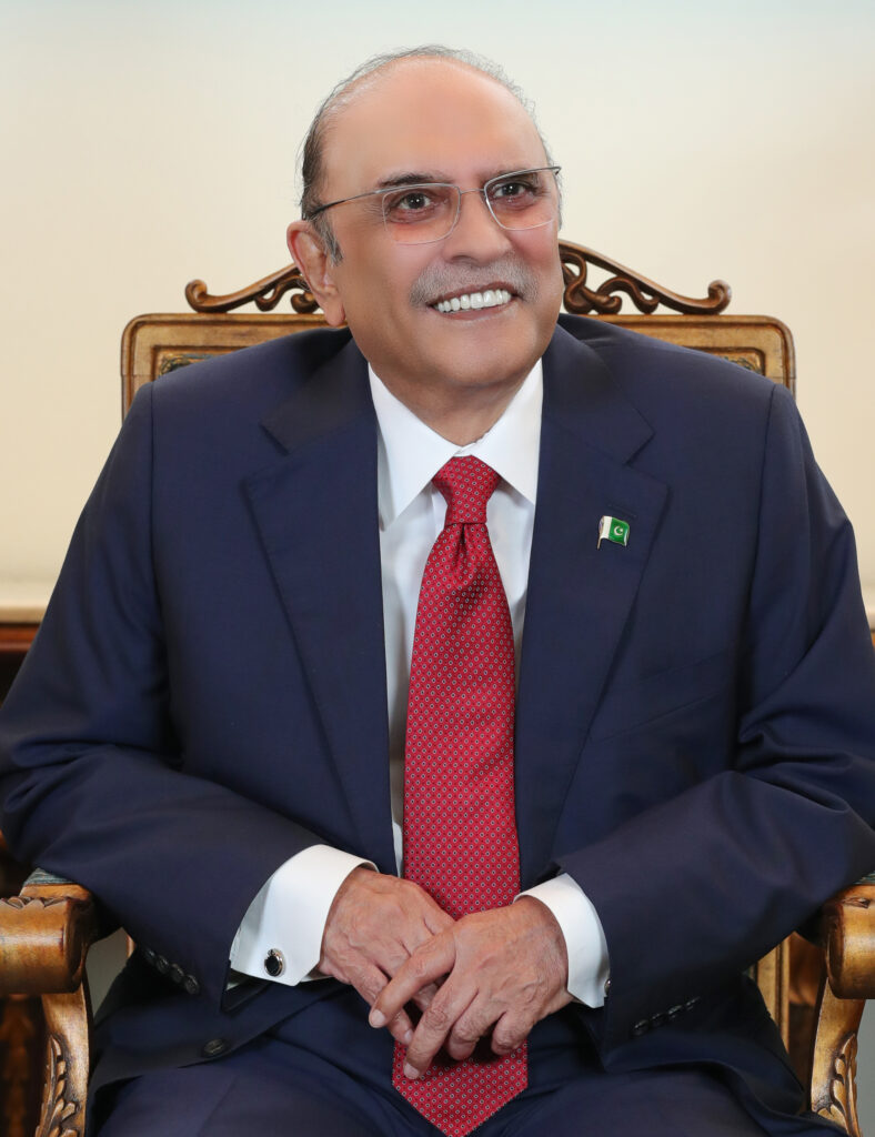 President announces national awards for 104 Pakistanis, foreigners