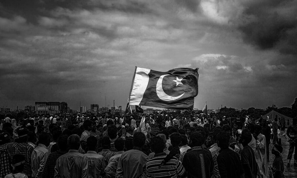 Pakistan Independence: Learning lesson from history