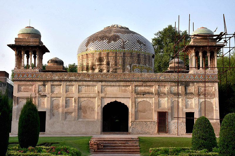 An outside view of the Tomb of Dai Anga also known as the Gulabi Bag is ...