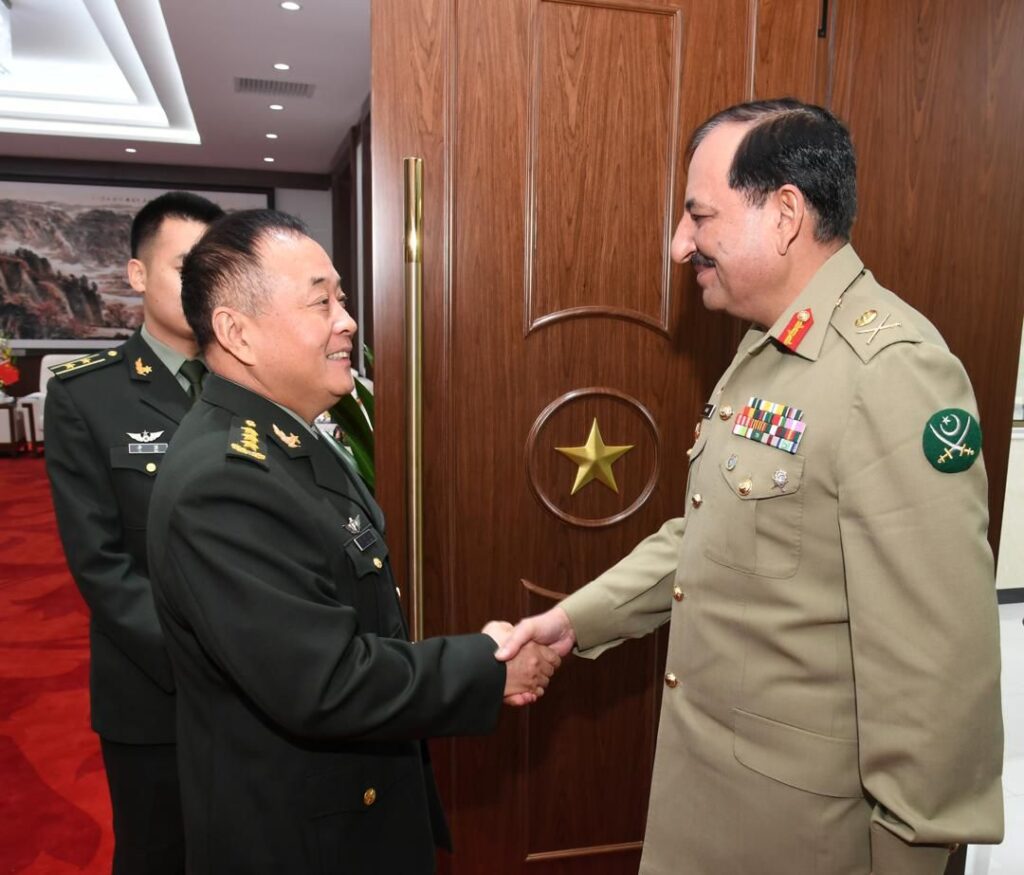 CGS Lt Gen Muhammad Avais meets Commander PLA Gen Li Qiaoming
