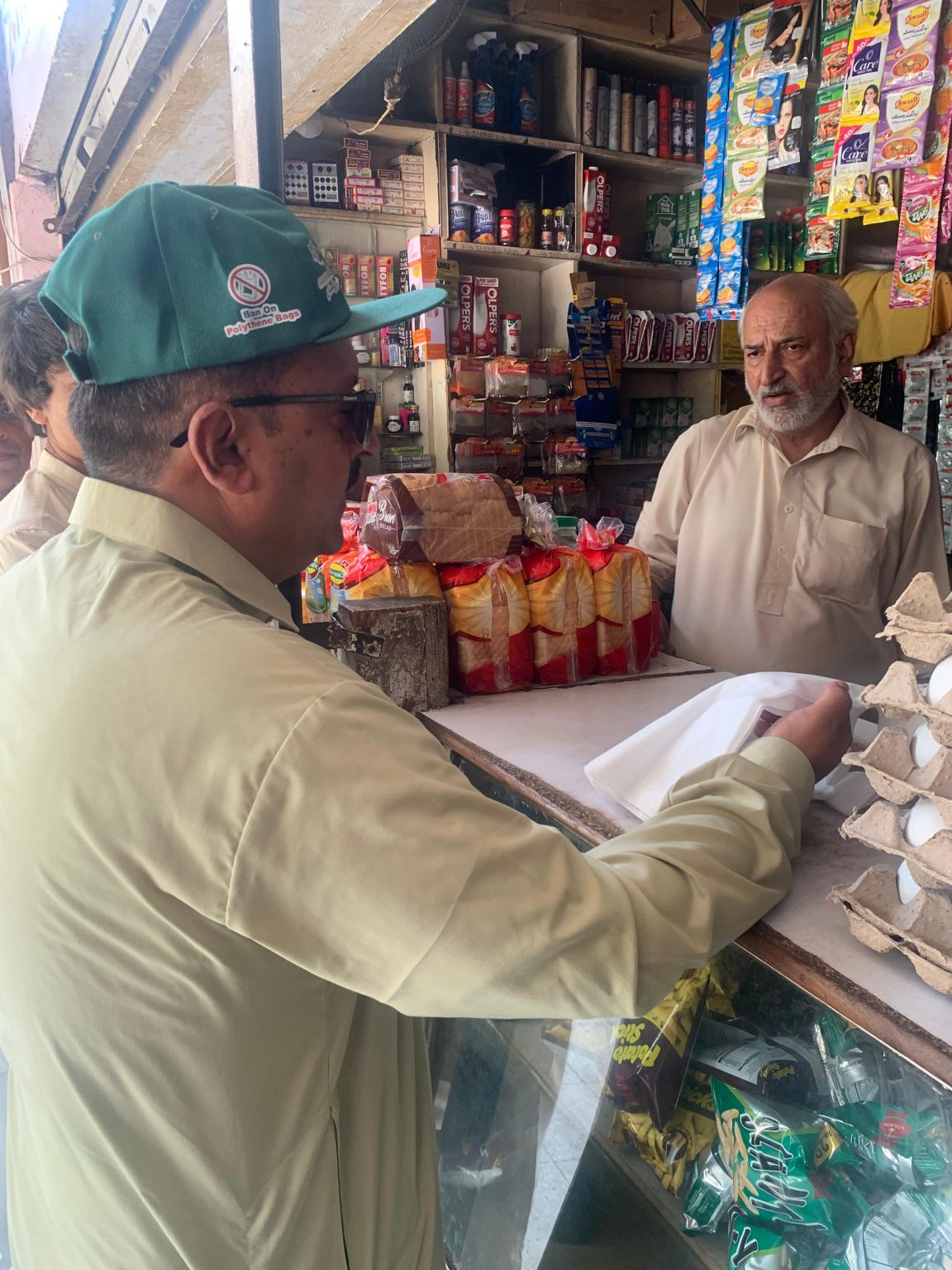 Pak-EPA seizes over 15kg single-use plastics in Sector G-6