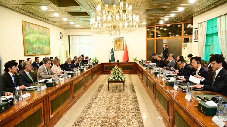 Pakistan, China reaffirm commitment to enhance high-quality CPEC cooperation