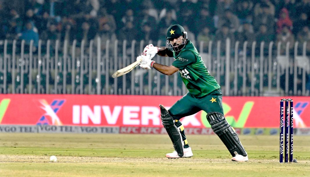Pakistan outplay Zimbabwe by five wickets