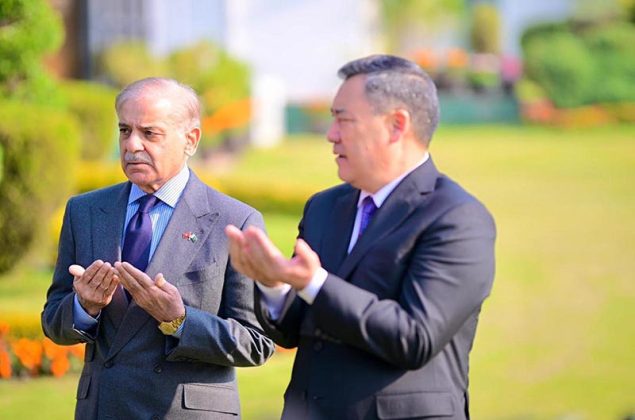Prime Minister Muhammad Shehbaz Sharif and the President of Kyrgyzstan ...